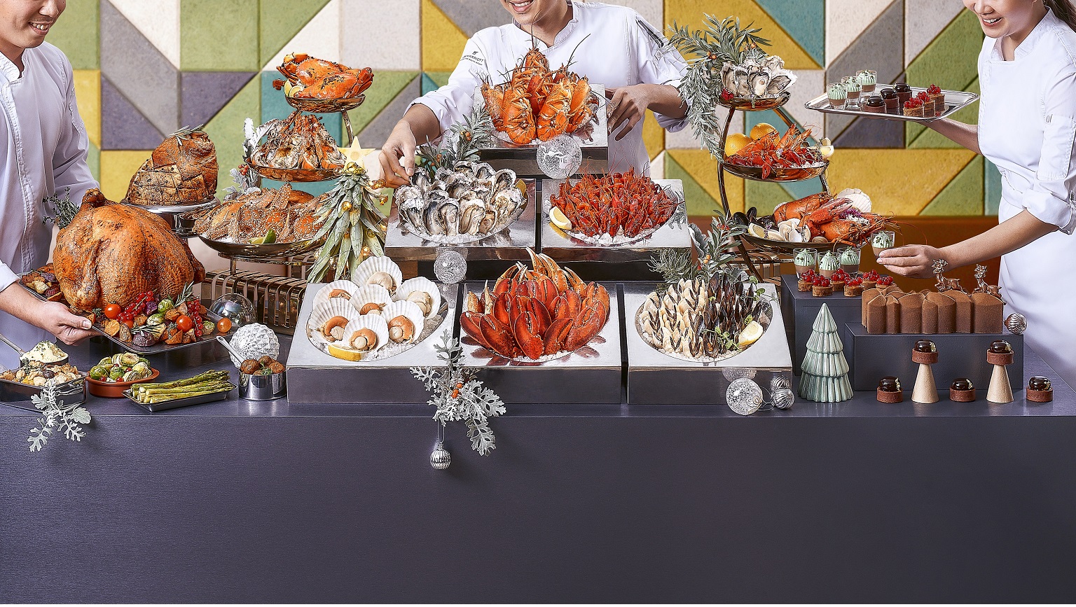 From festive eats to a mindful staycay: Savour the holiday season in style near Marina Bay | The ...